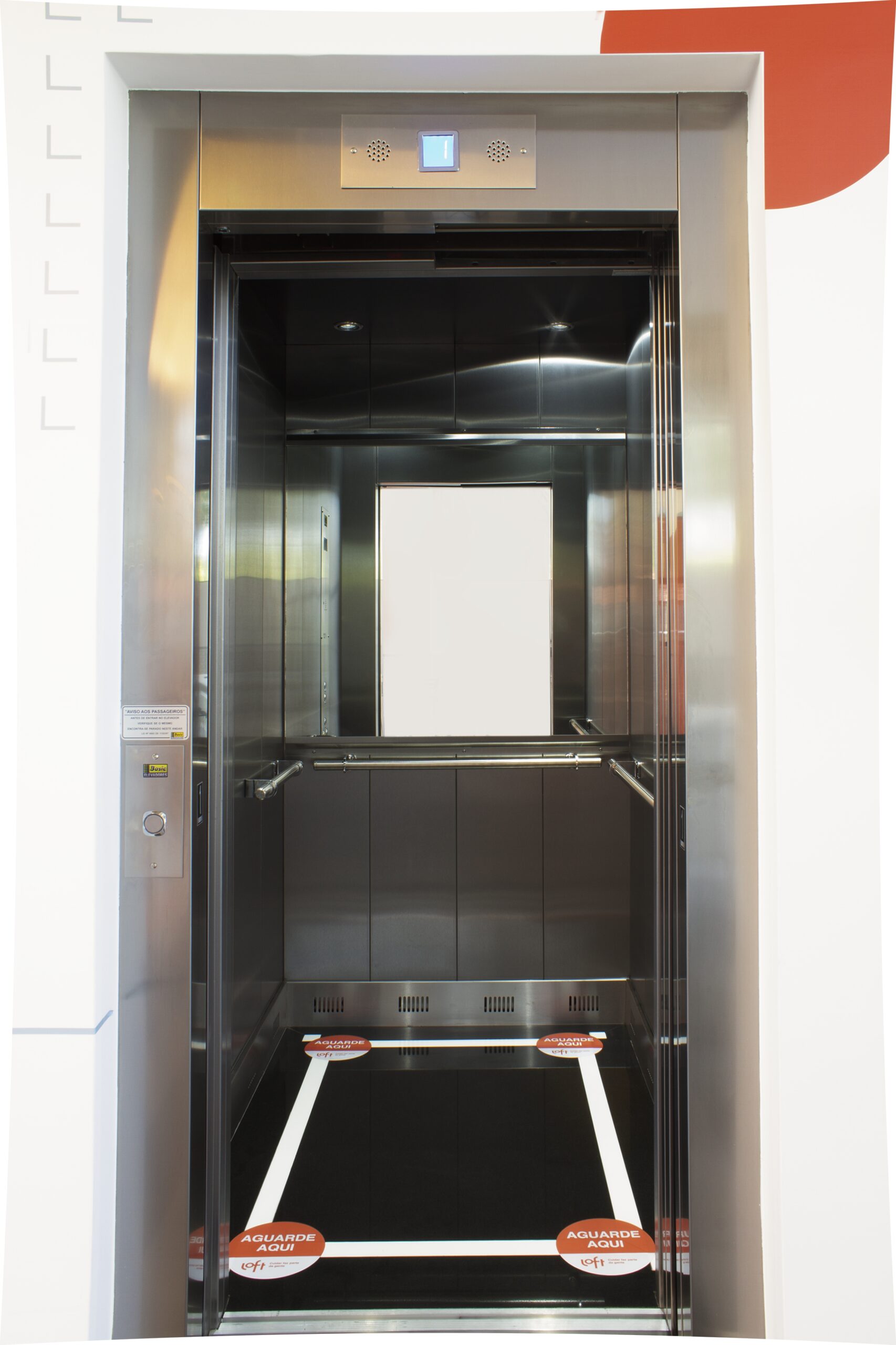 Elevadores Comerciais - Basic Elevadores